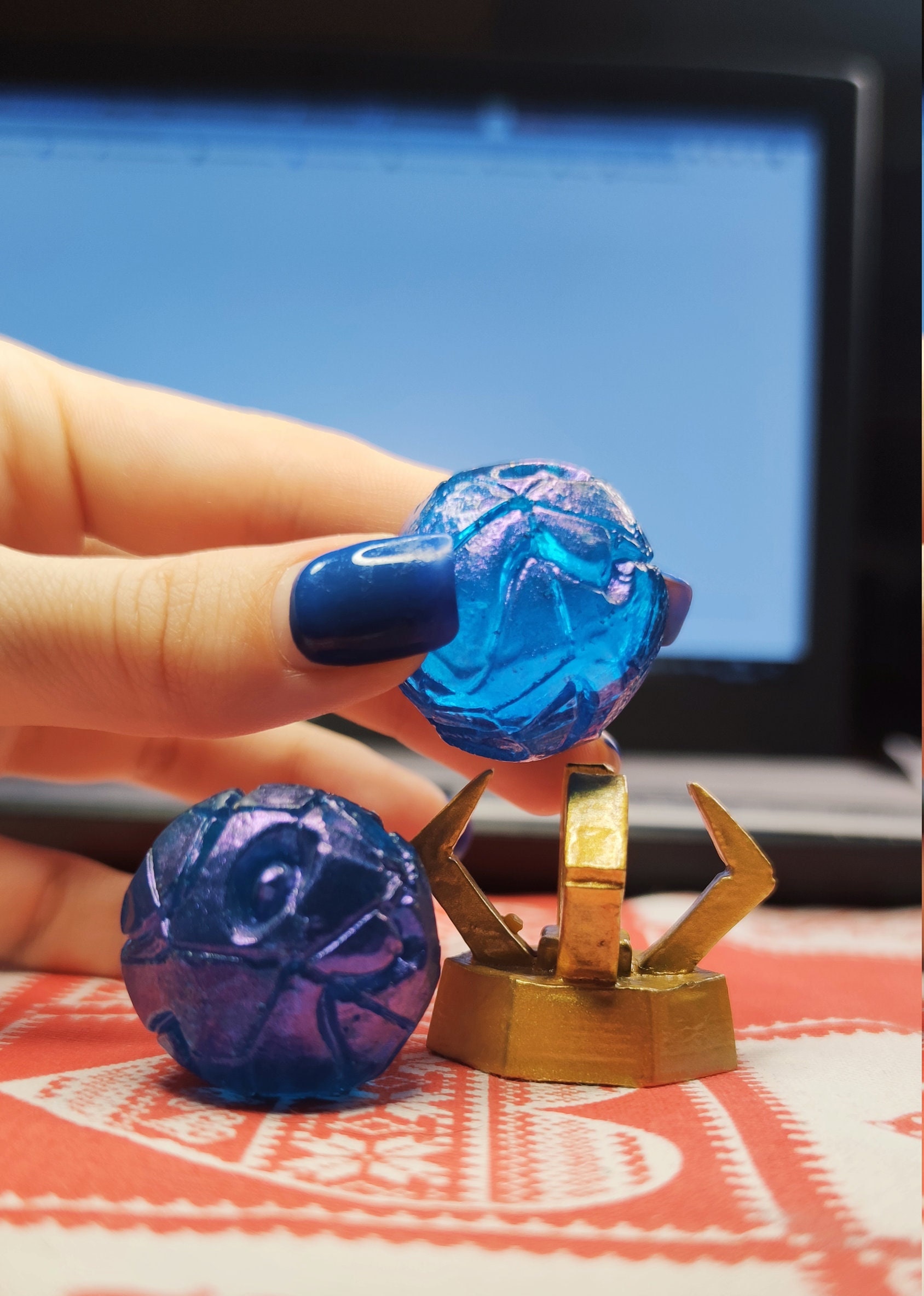 Inspired by Crystal Hextech - Lol Arcane / Globe Prop Replica - Etsy