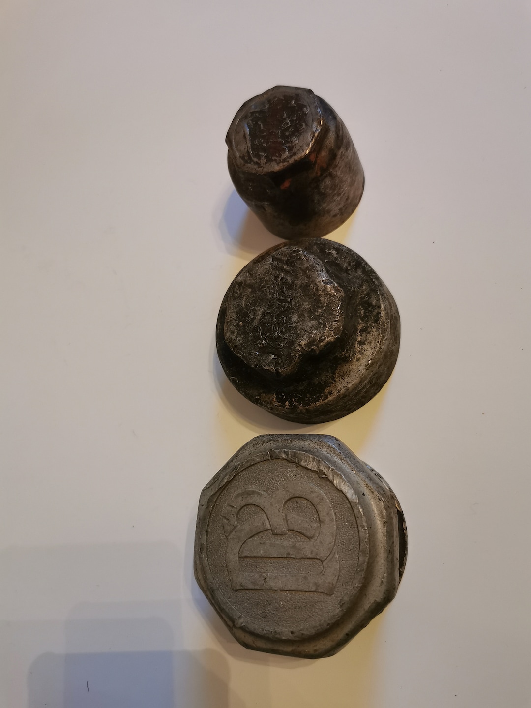 Three Vintage Oil Caps - Etsy
