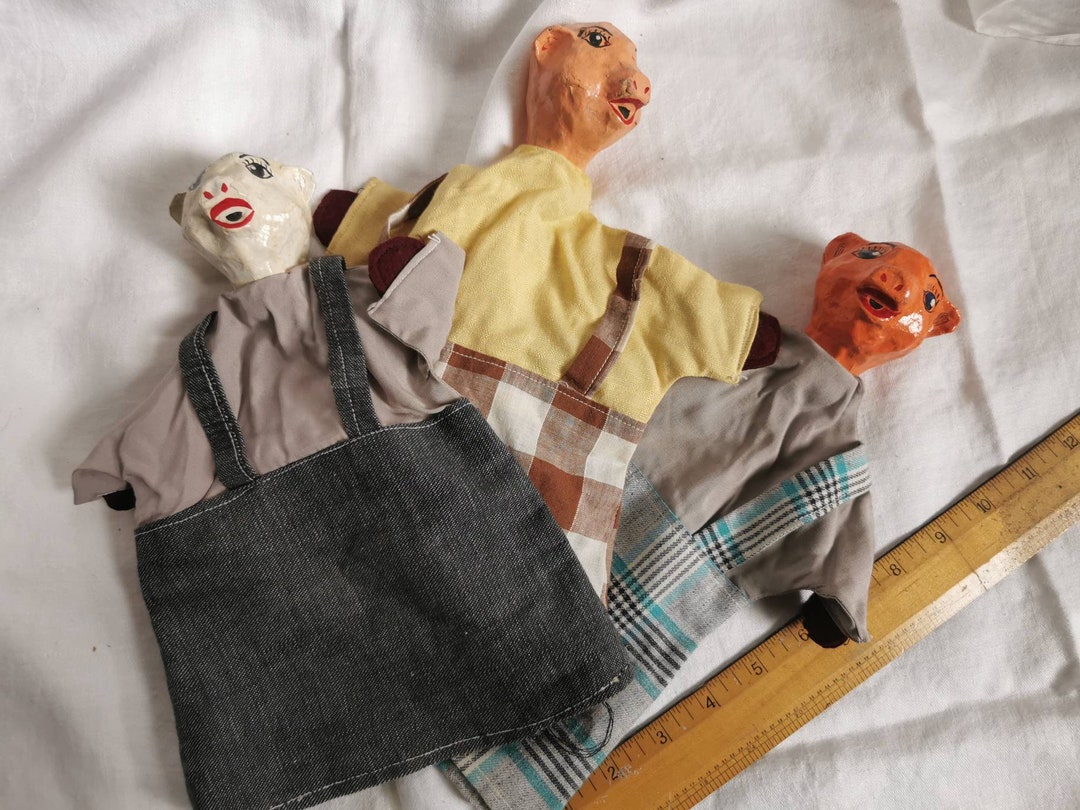Three Little Pigs Puppets - Etsy
