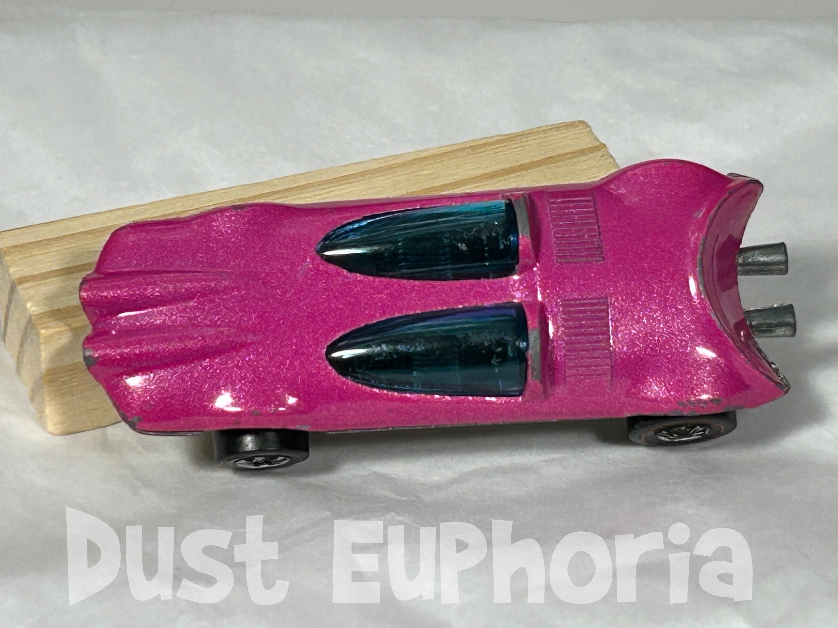 1973 Hot Wheels Swingin' Wing Shell Promo Diecast Car Hot Pink Metallic ...