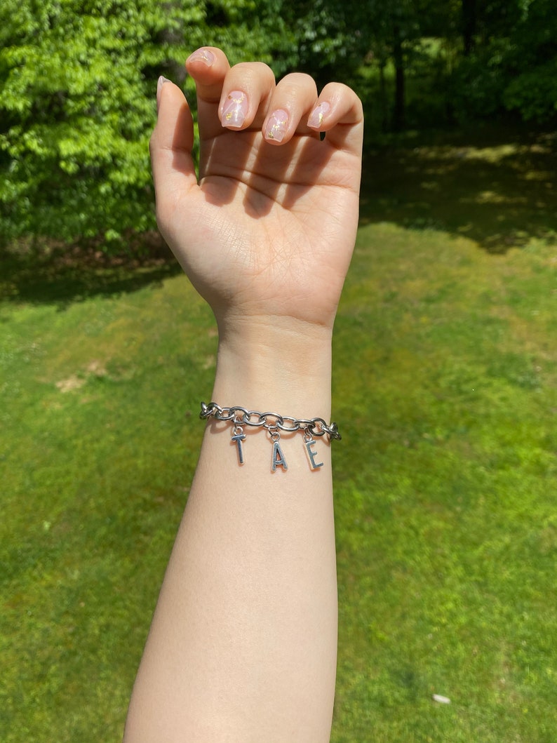 BTS Charm Bracelet Taehyung V - Etsy