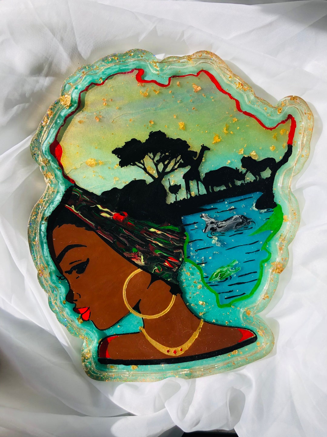 Handmade Africa-shaped Resin Art Vibrant African Woman and Wildlife ...
