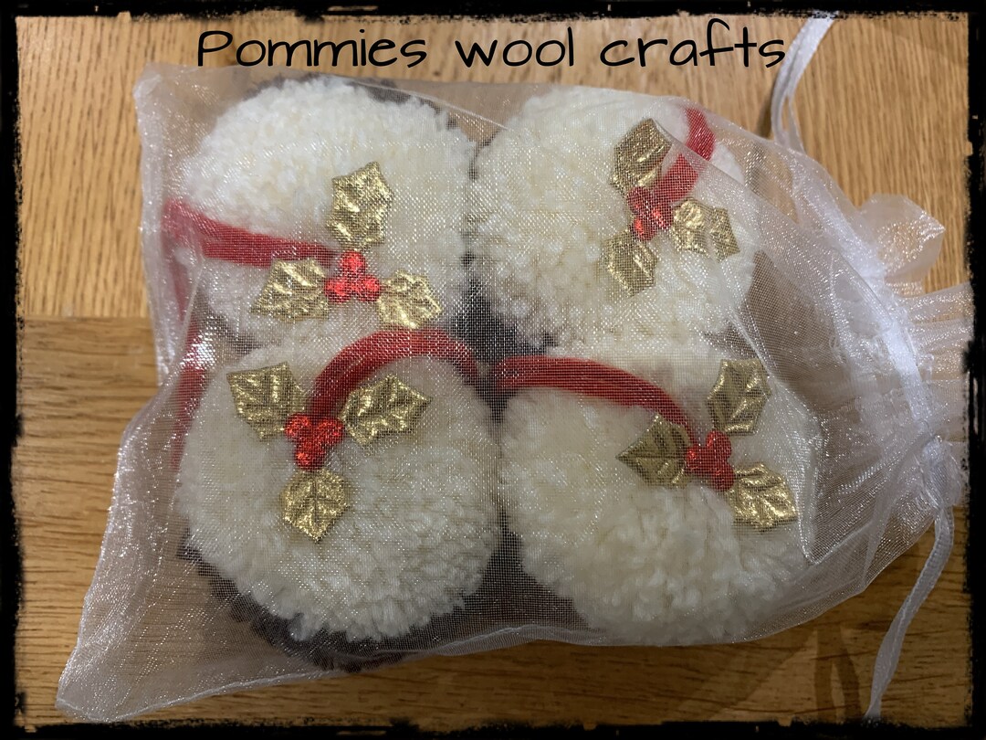 Christmas Puddings, Pom Pom Xmas Puds, Tree Decorations, Christmas ...