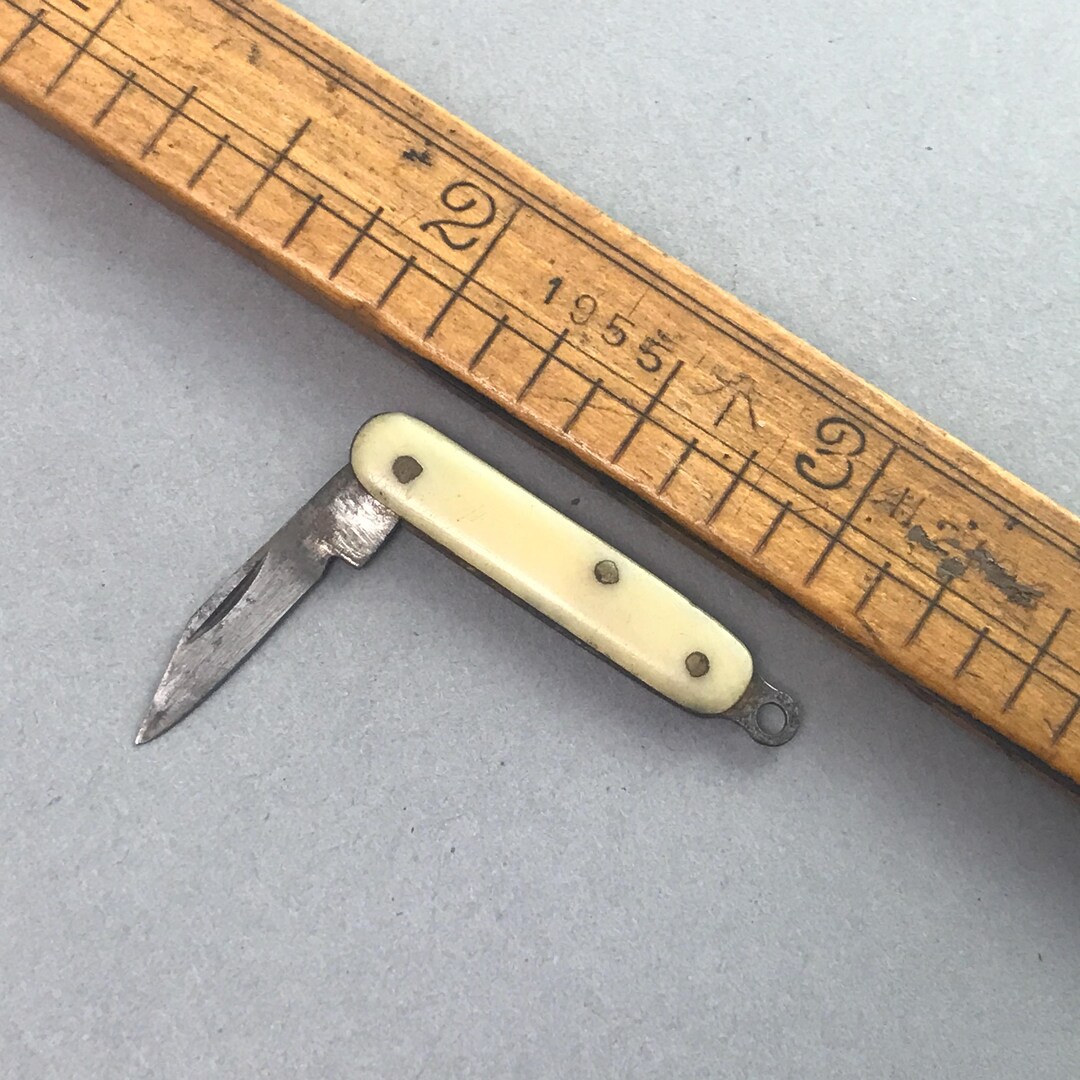 Exquisite 1-inch Micro-pocket Knife With Organic Scales - Etsy