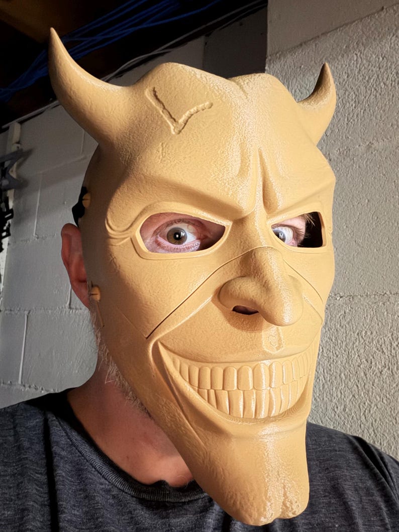 Collector Horror Mask Sculpture – Grabber Inspired Fan Art Display ...