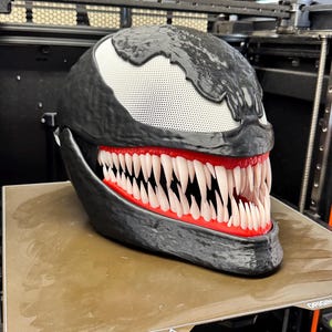Venom Replica Movable Jaw- High-quality Modular Cosplay Prop - Etsy