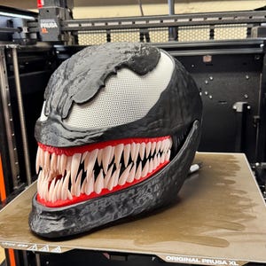 Venom Replica Movable Jaw- High-quality Modular Cosplay Prop - Etsy