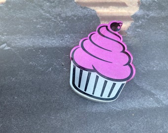 Cupcake Magnet | Etsy