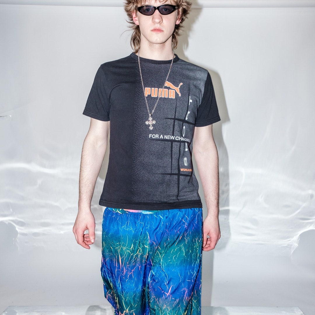 90's Vintage Sporty Rave Grain T-shirt in Black & White - Etsy