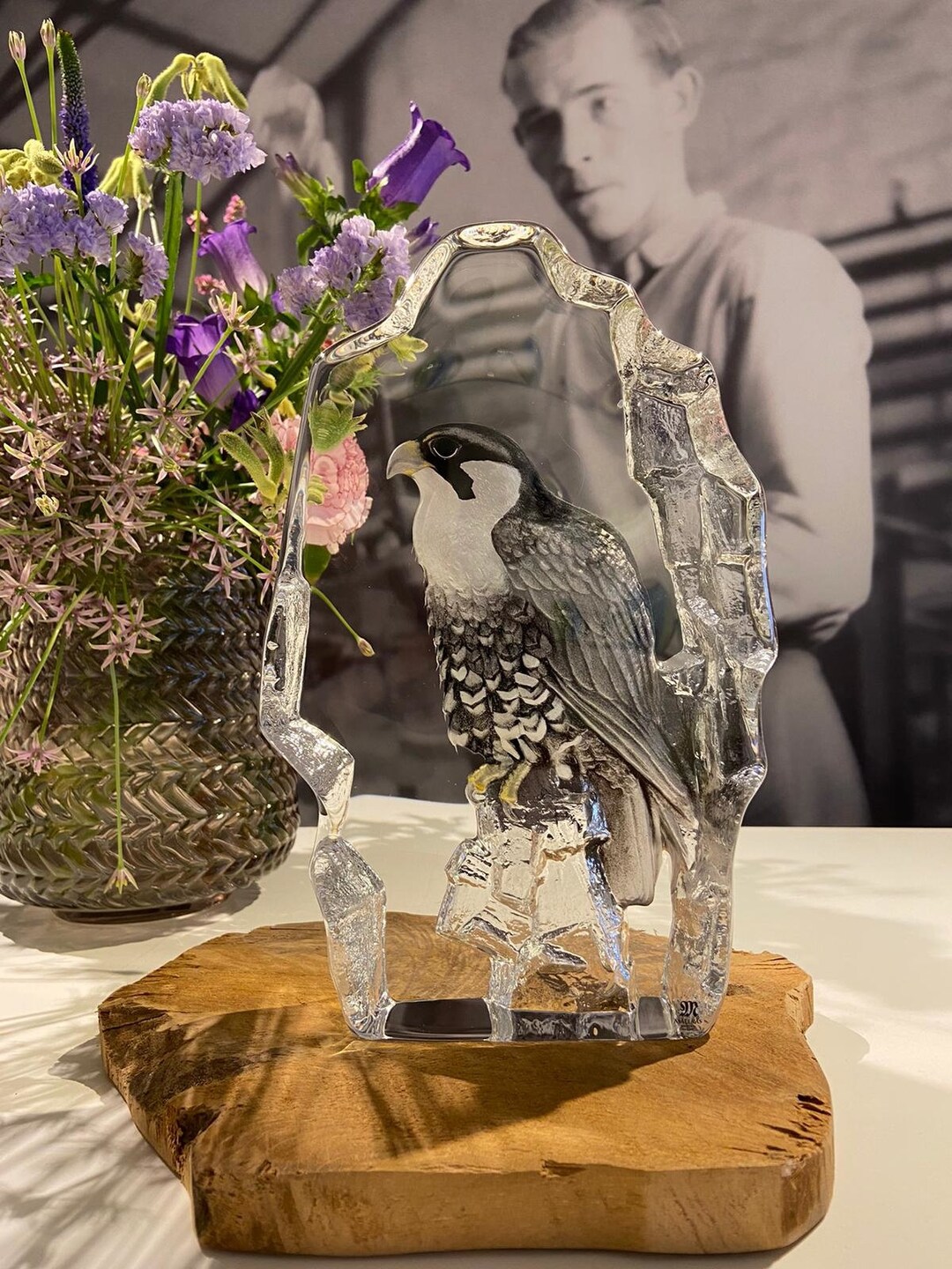 Crystal Falcon Bird Art Glass Sculpture Handmade by Mats Jonasson ...