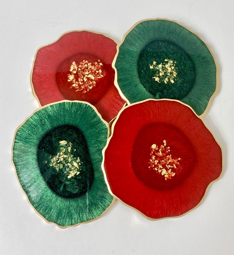 Christmas Coasters, Red and Green Resin Coaster Set With Gold Accents ...