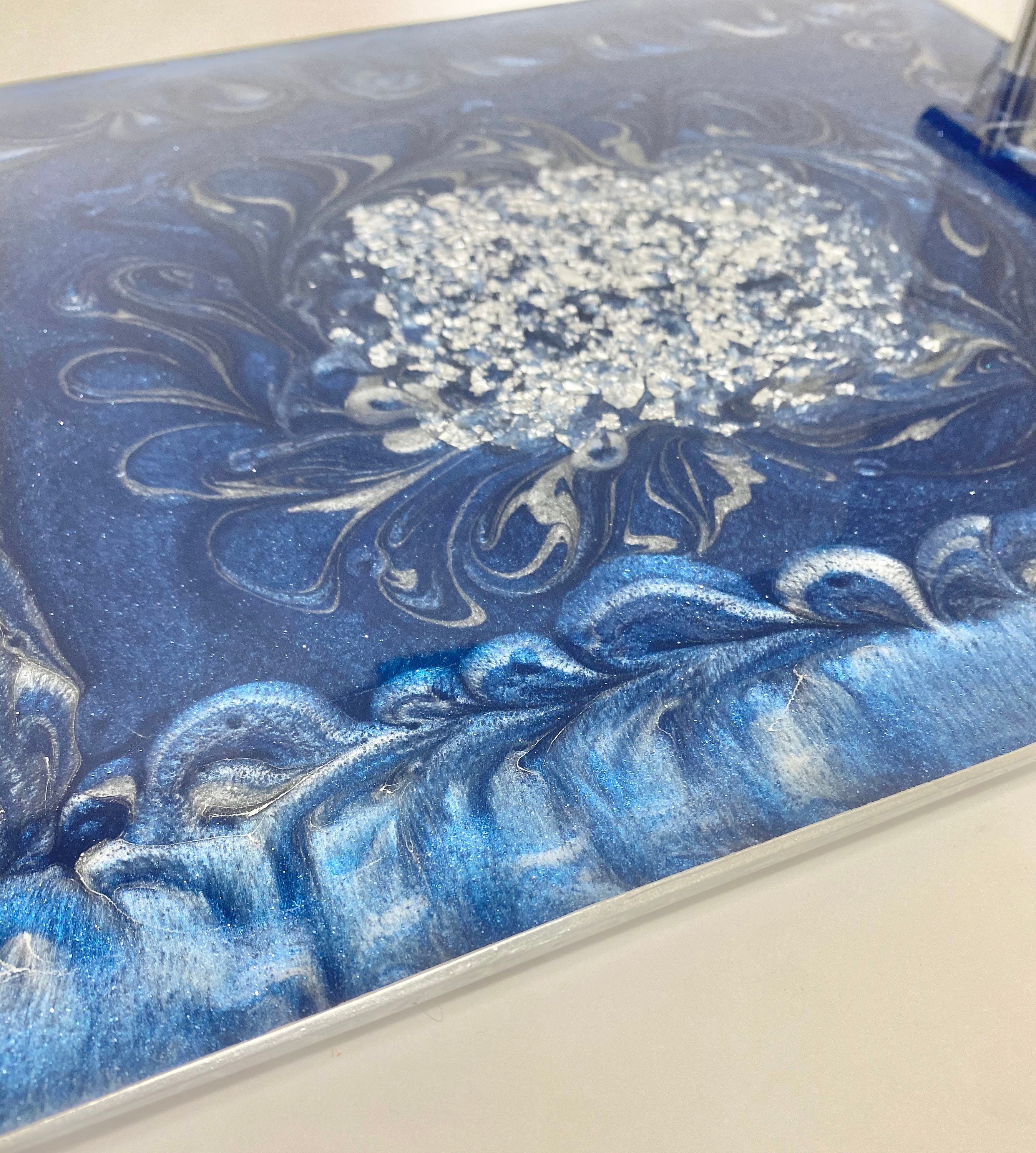 Geode Navy Blue and Silver Resin Decorative Serving Tray With Modern ...