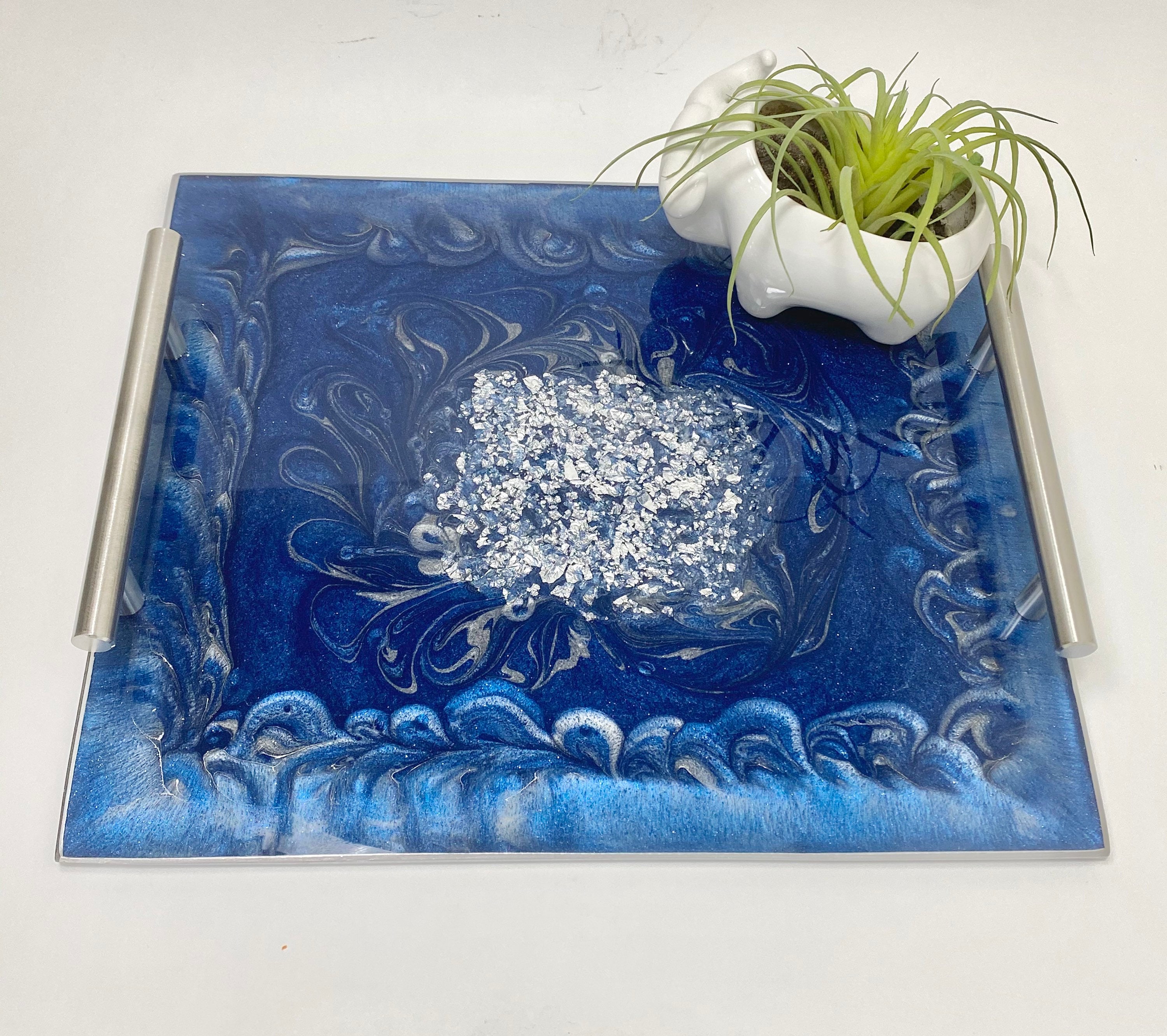 Geode Navy Blue and Silver Resin Decorative Serving Tray With Modern ...