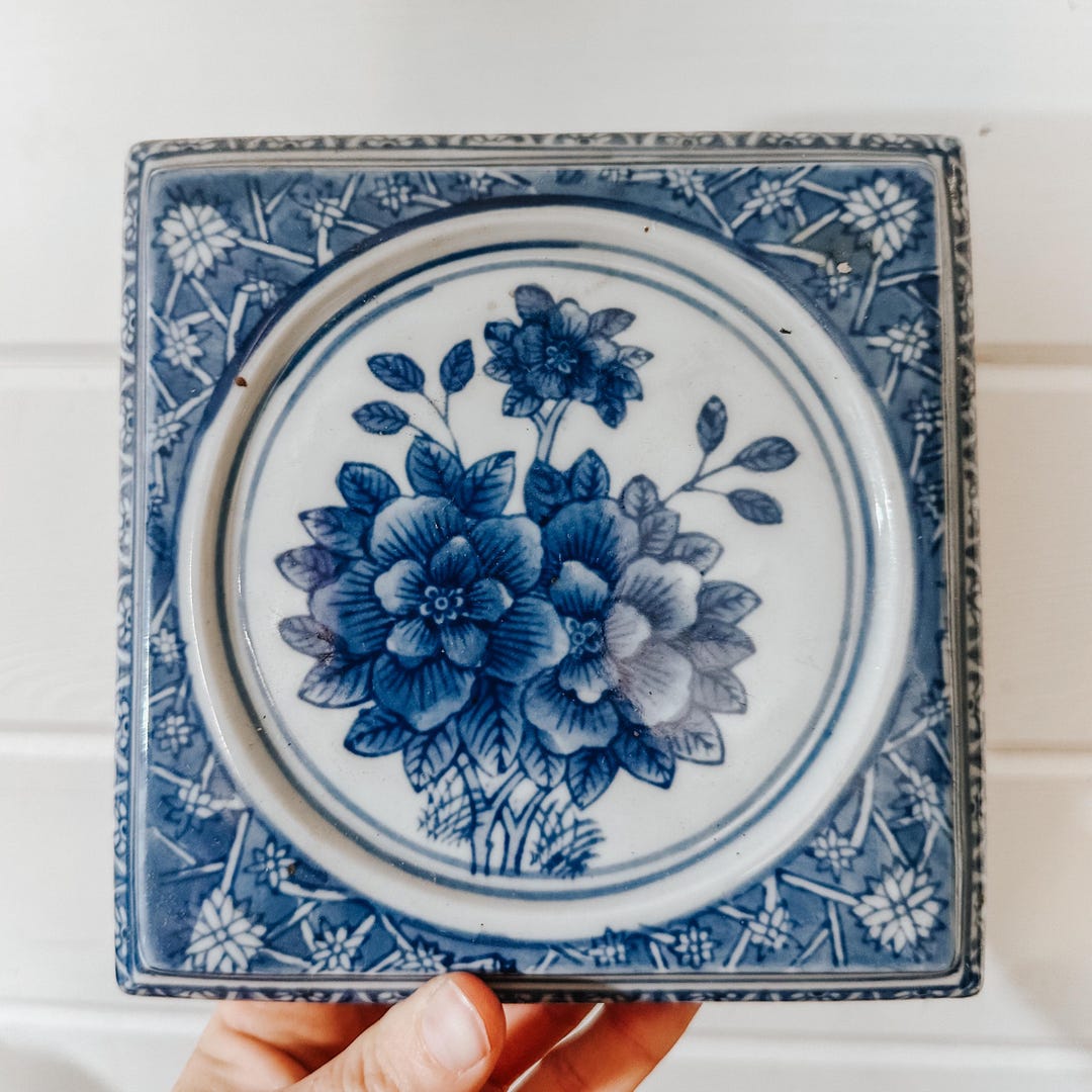 Vintage Mid Century Dechang Taoci Blue and White Floral Porcelain ...