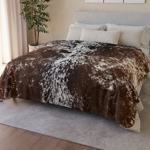 Western Cowhide Print Fleece Sherpa Blanket , Faux Cowhide Throw ...