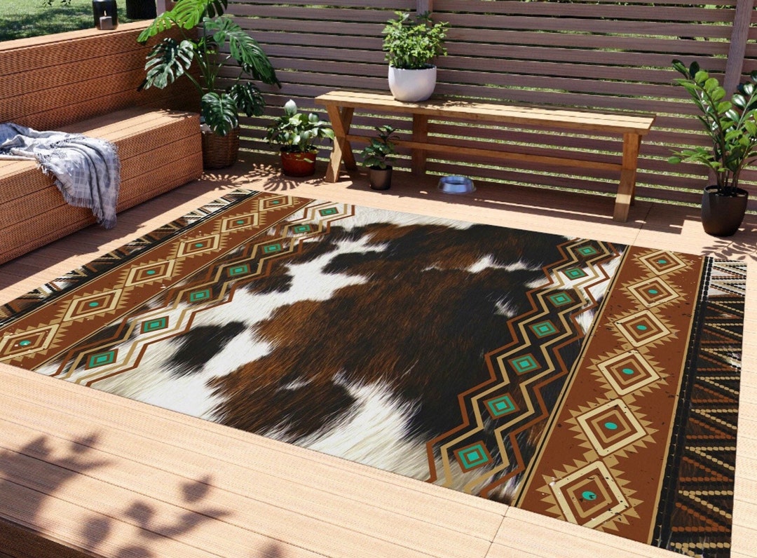 Western Cowhide Print Outdoor Rug , Ranch Style Area Rug , Southwestern ...