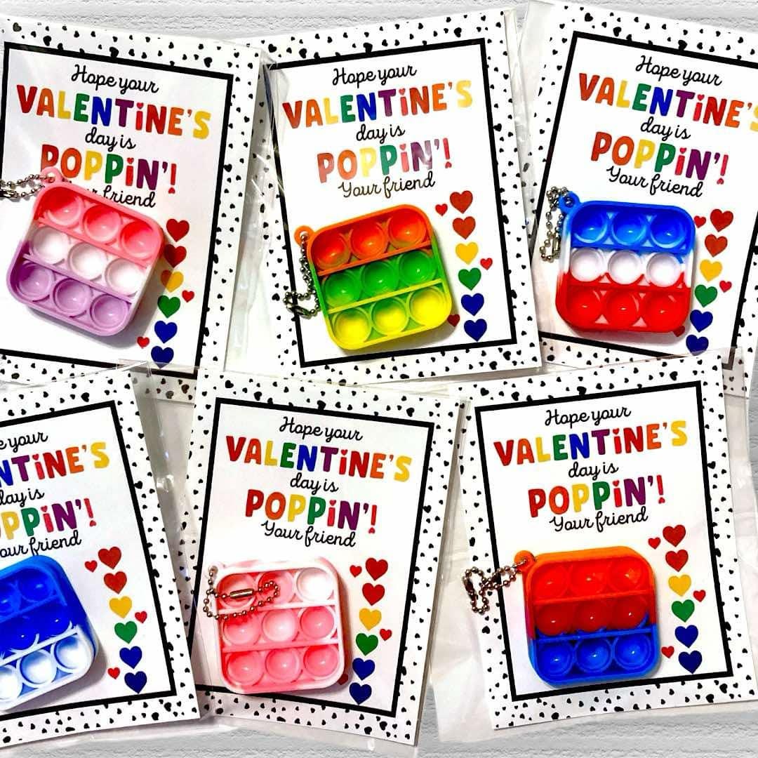 Poppin' Valentines Day Valentines With Bubble Pop Toy Printed Valentine ...