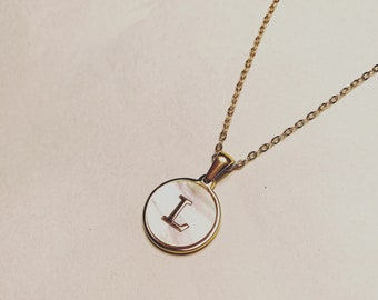 Letter L Necklace - Etsy UK