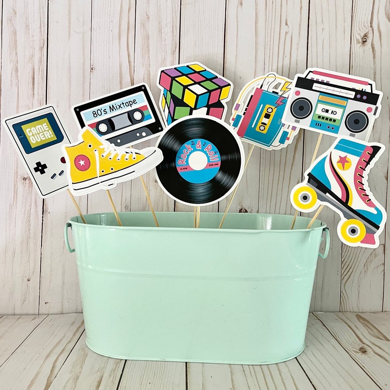 Retro Centerpiece - Etsy