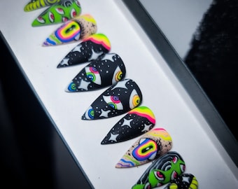 Its a Trip Hand Painted Full Press on Nail Set - Etsy