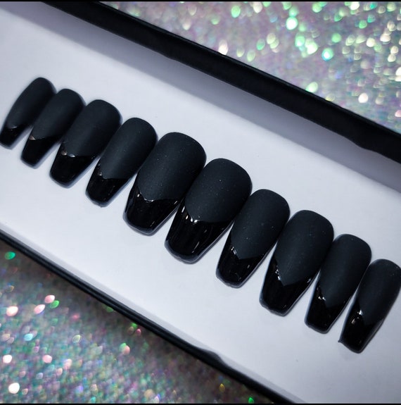 Obsidian Press on Nail Set - Etsy