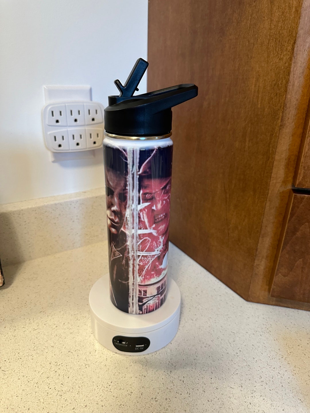 New 22oz Tumbler, With Flip Straw. “horror Movie” Holds Ice 24 Hours - Etsy