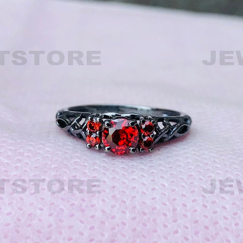 Black and Red Ring - Etsy