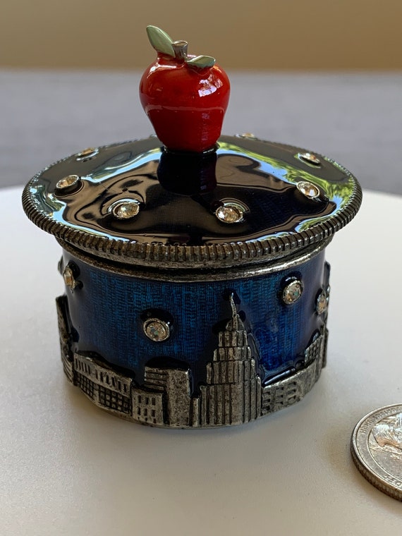 New York City Twin Towers Big Apple Trinket Box - Gem