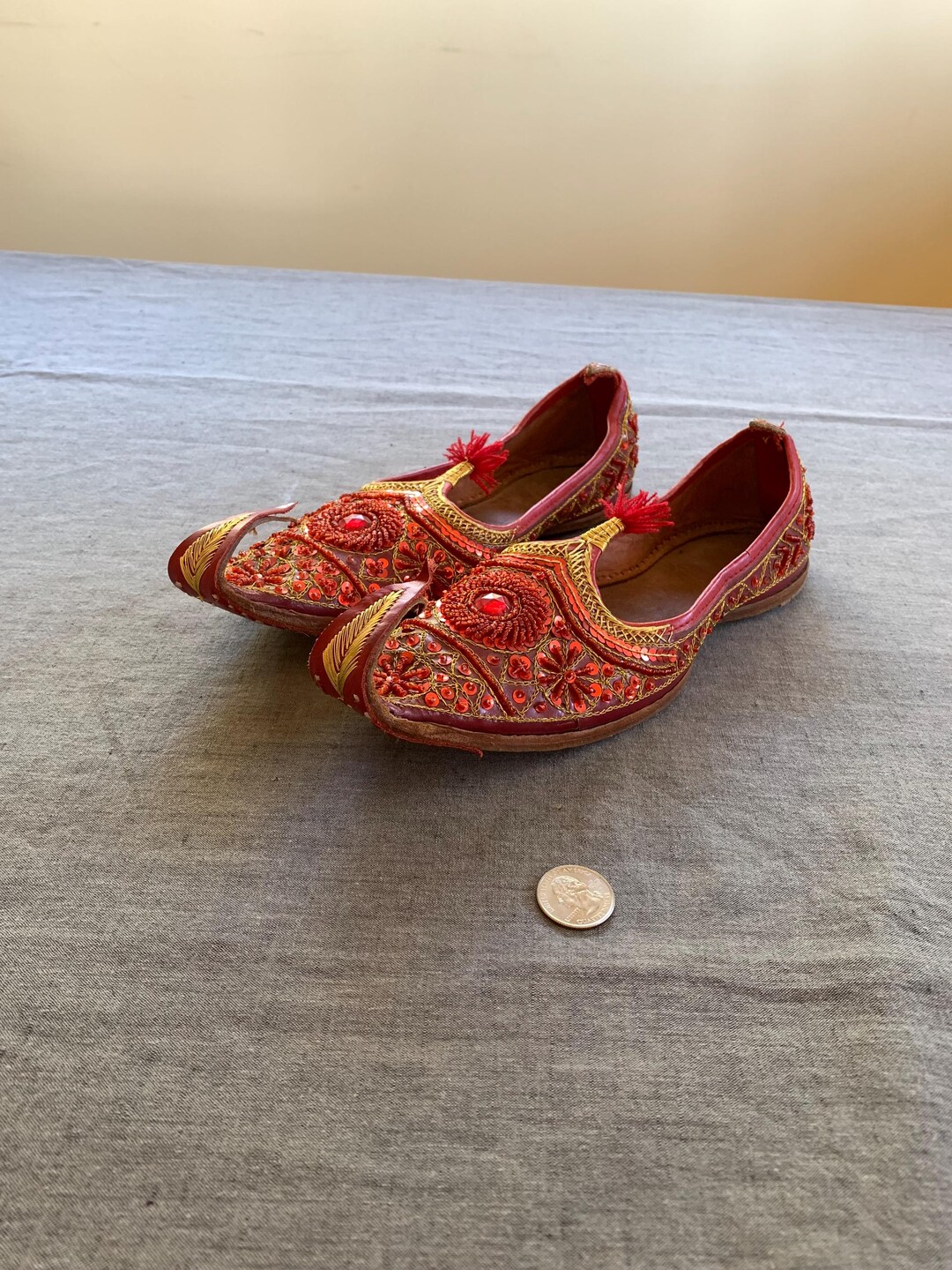 Vintage Arabian Mughal Red Leather Shoes - Etsy
