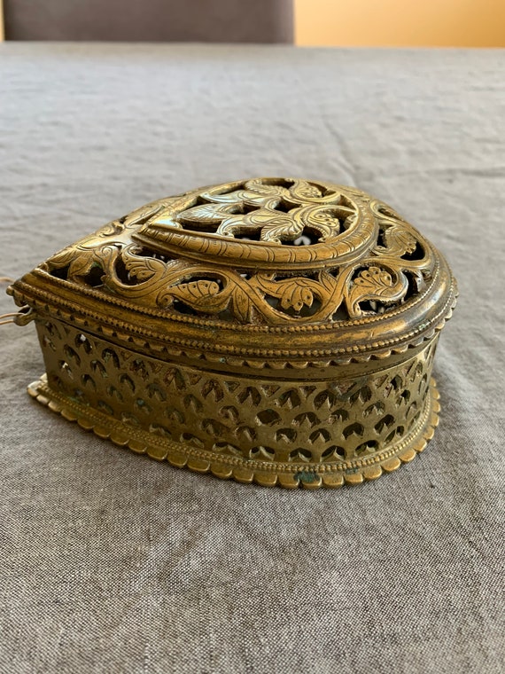 Antique Brass Jali Cut Heart Shape Jewelry Box - Gem