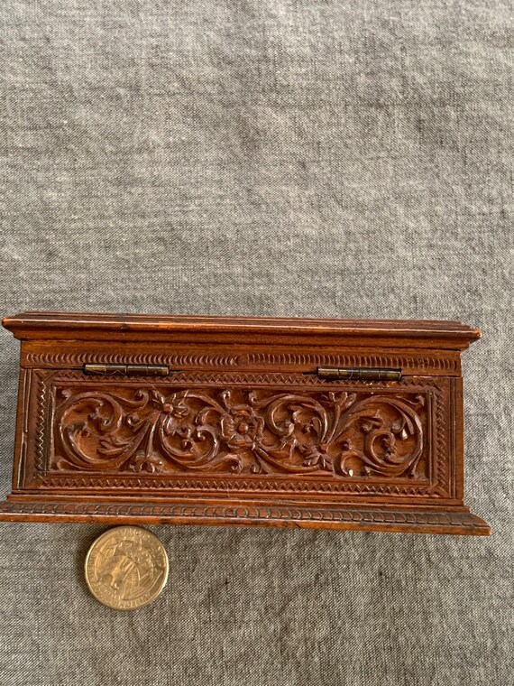 Hand Carved Wood Swan Box - Gem