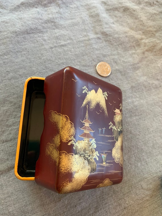 Japanese Red Lacquered Box with Village Scene - Gem