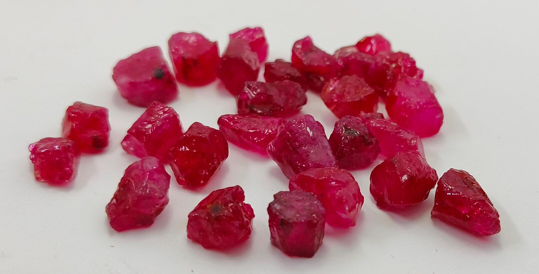 Natural Bixbite Red Beryl Crystal Raw Rough Loose Gemstone Genuine Red ...