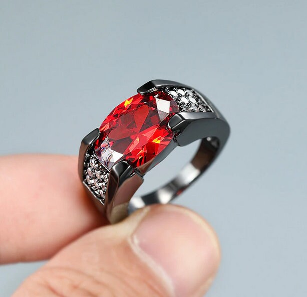 Red Oval Ring Black Gold Ring Red Stone Ring Gift for - Etsy