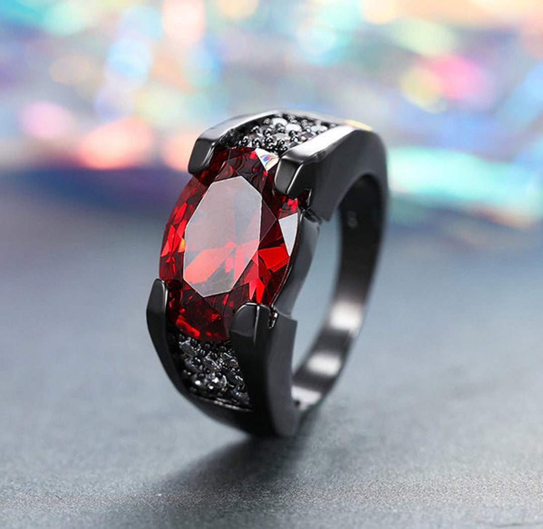 Red Oval Ring Black Gold Ring Red Stone Ring Gift for - Etsy