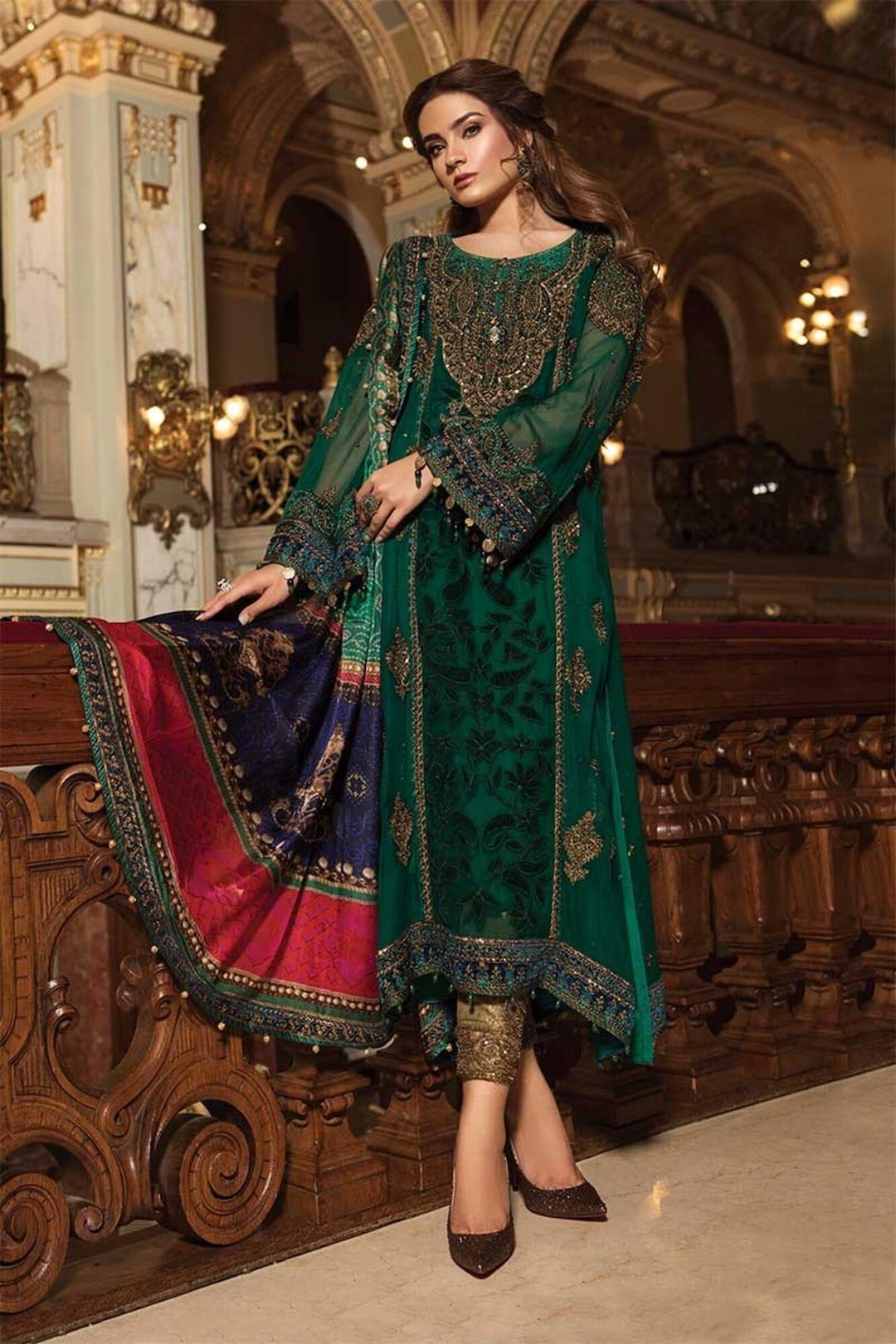 Embroidered Chiffon Shalwar Kameez: Pakistani Bridal Dress, Maria B ...