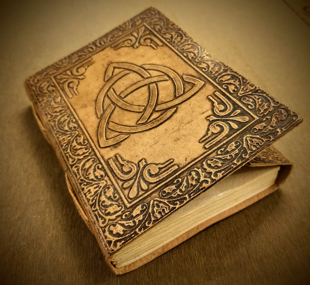 Handmade Celtic Trinity Knot Embossed Leather Bound A5 Journal , 200 ...