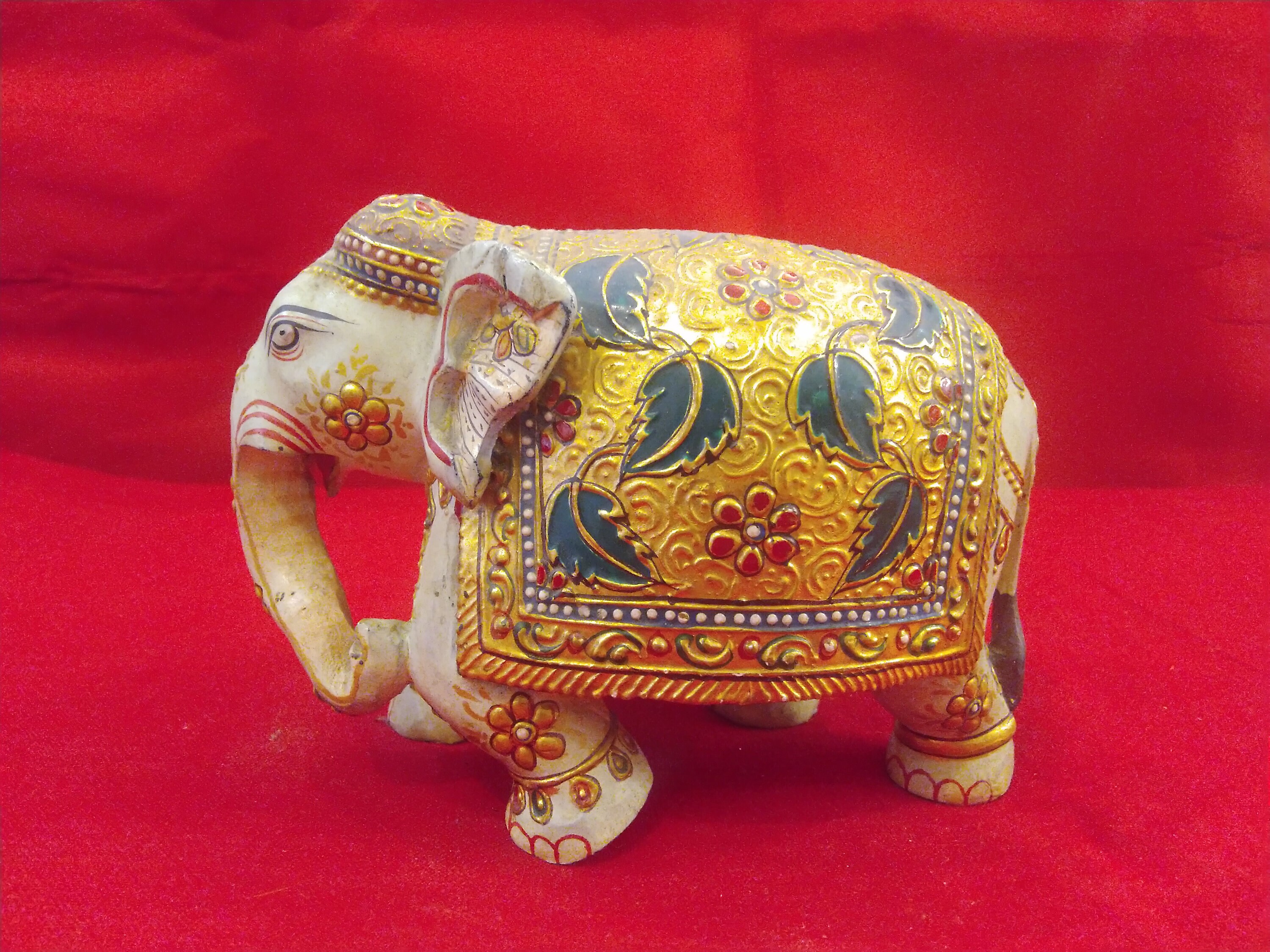 Hand Carved Fine Elephant statue Indian figurine Hand painted | Etsy