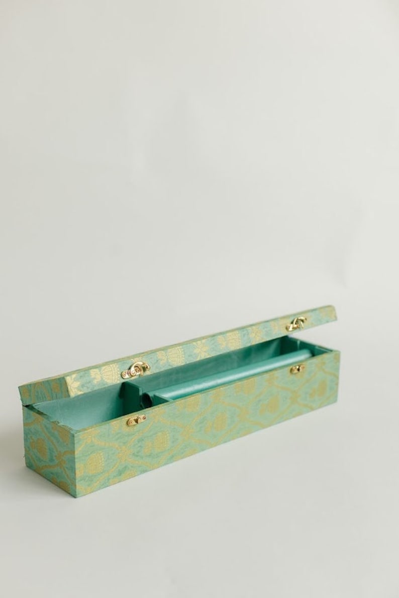 Green Bangle Box & Choora Wedding Chura Bangle Boxes, Jhumka Chura and ...