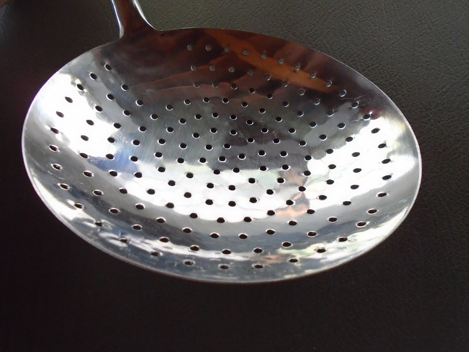 Nouvelle grande louche de 17 pouces avec trous et brosse à - Etsy France