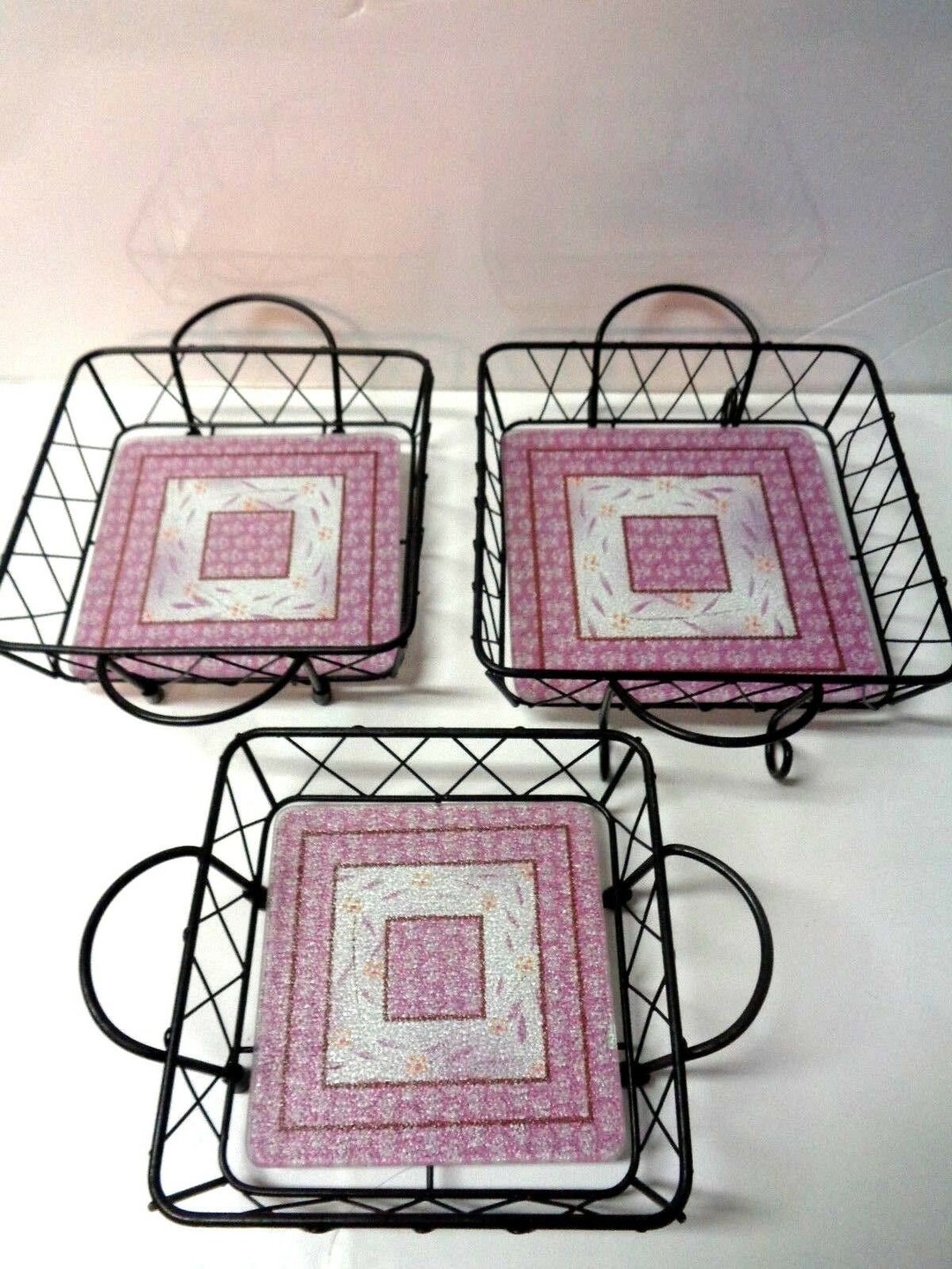 Set of 3 Temptations Pink Old World Baskets With Hot Plate - Etsy