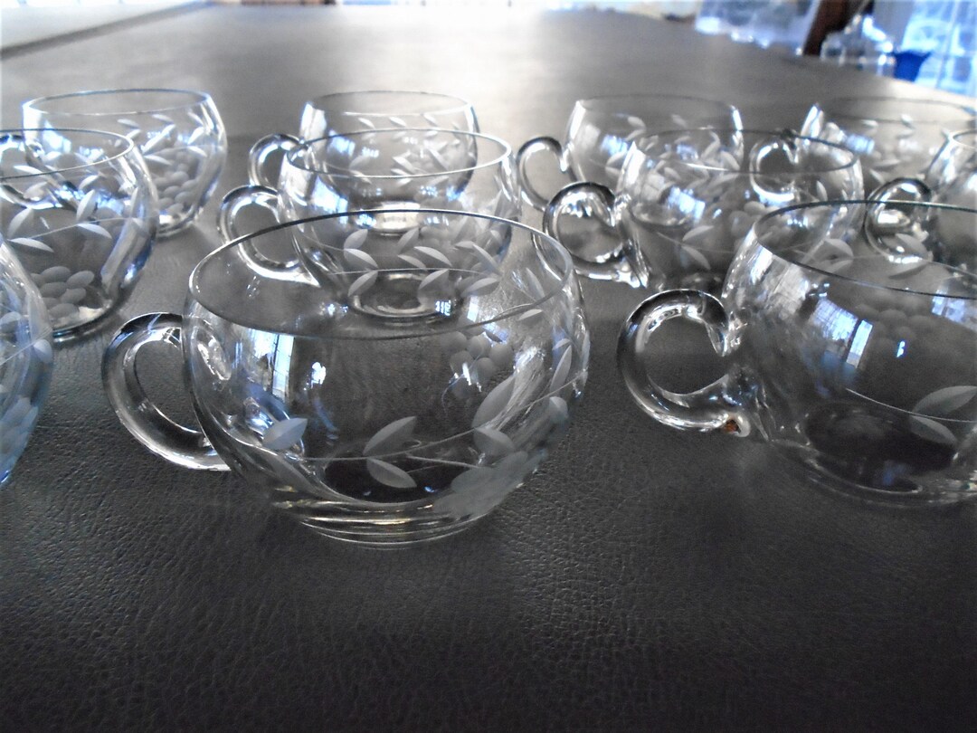 12 Rare Grape Etched Crystal Punch Bowl Cups - Etsy