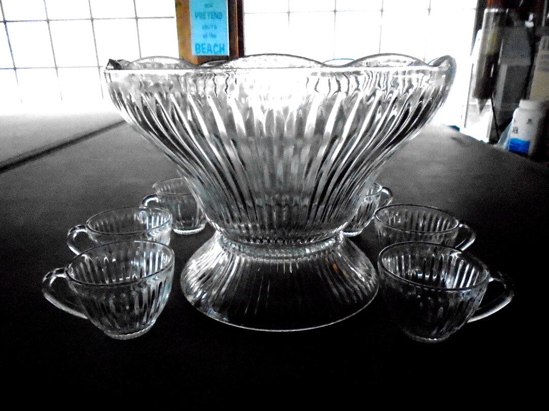 Gibson Everyday Optic Vertical Lines Scalloped Edge Punch Bowl Set - Etsy
