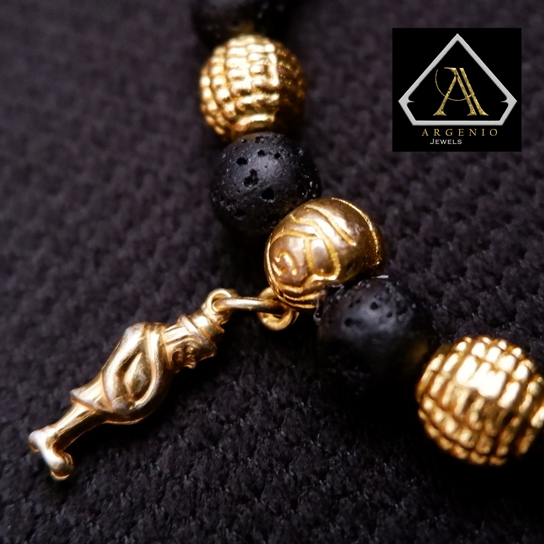 Vesuvius Lava Stone Bracelet and Neapolitan Lucky Hump in Gold Plated ...