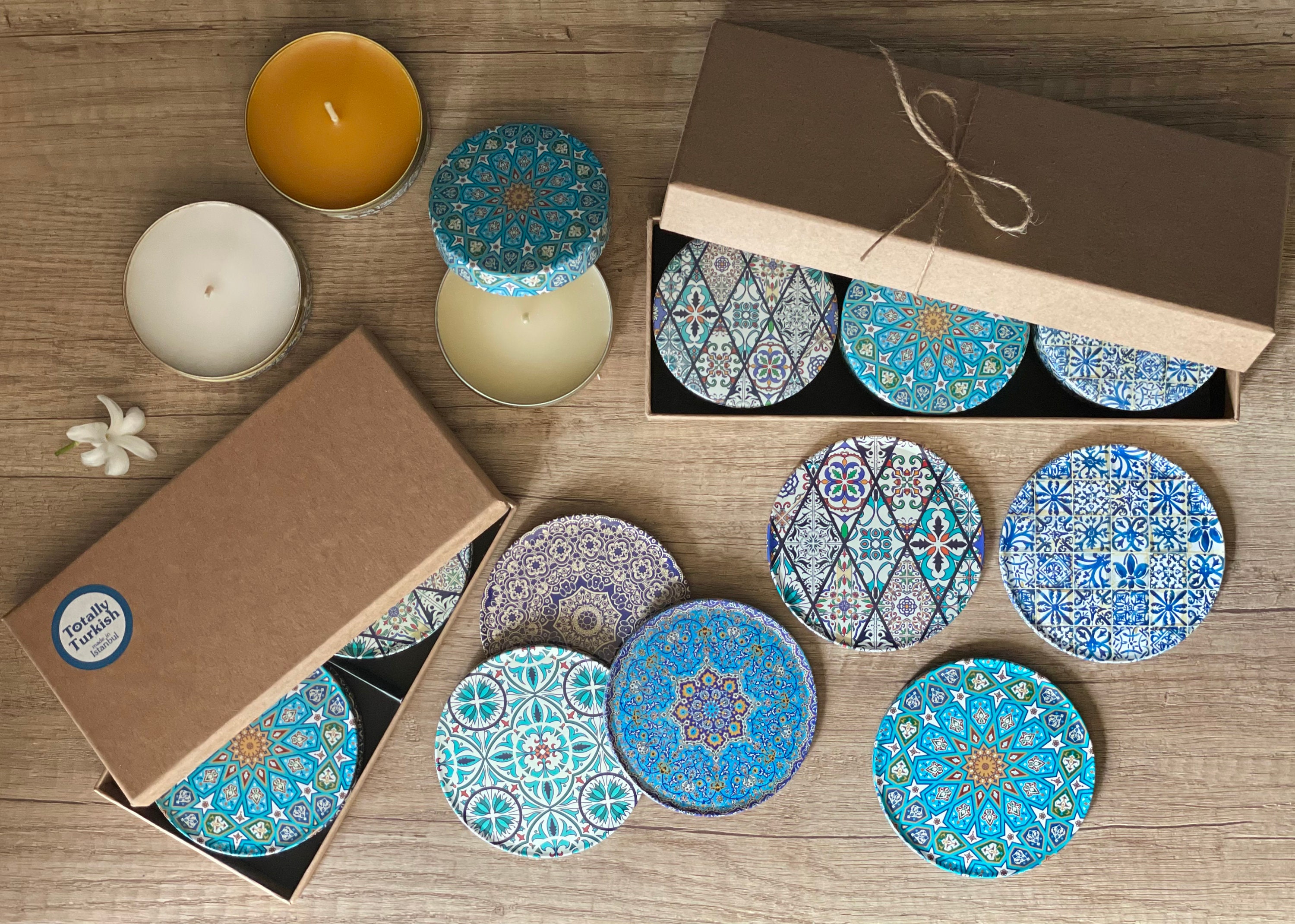 Set of 3 Large Scented Candles in Decorative Box With Matching Set of 6 ...