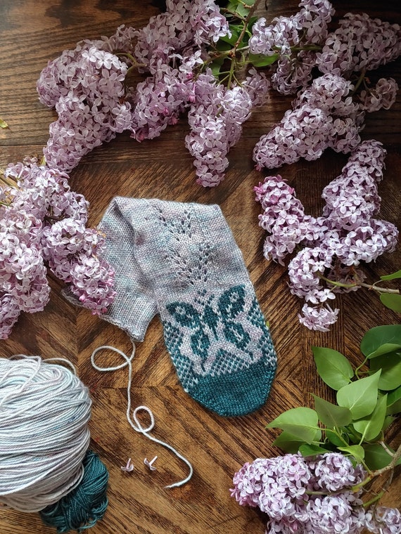 Swallowtail Socks Pattern Toe-up Knitting Pattern - Etsy
