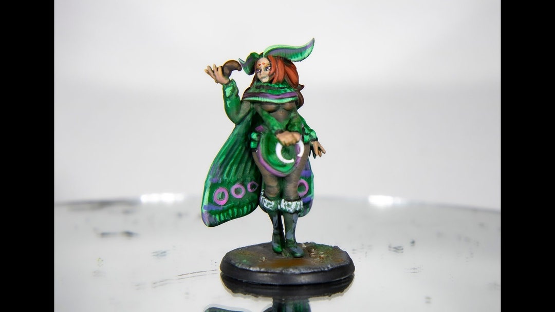 Gidae, the Moth Painted Model Twin Goddess Minis Dungeons & Dragons ...