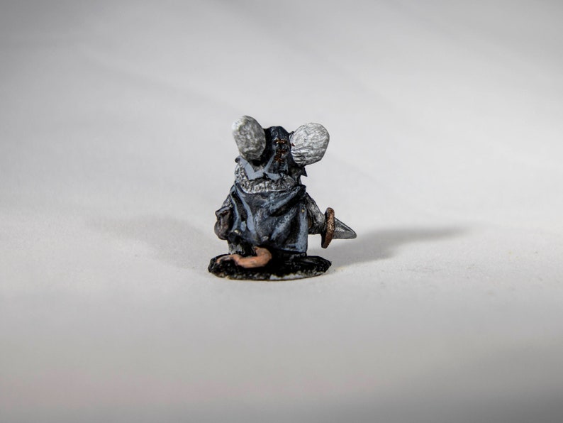 Mousling Thief Dungeons & Dragons Painted Miniature - Etsy