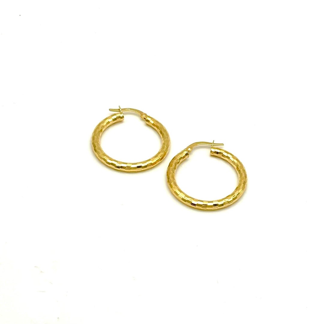 18K Gold Diamond Cut Hoop Earrings • Gold Hoops • Italian Design ...