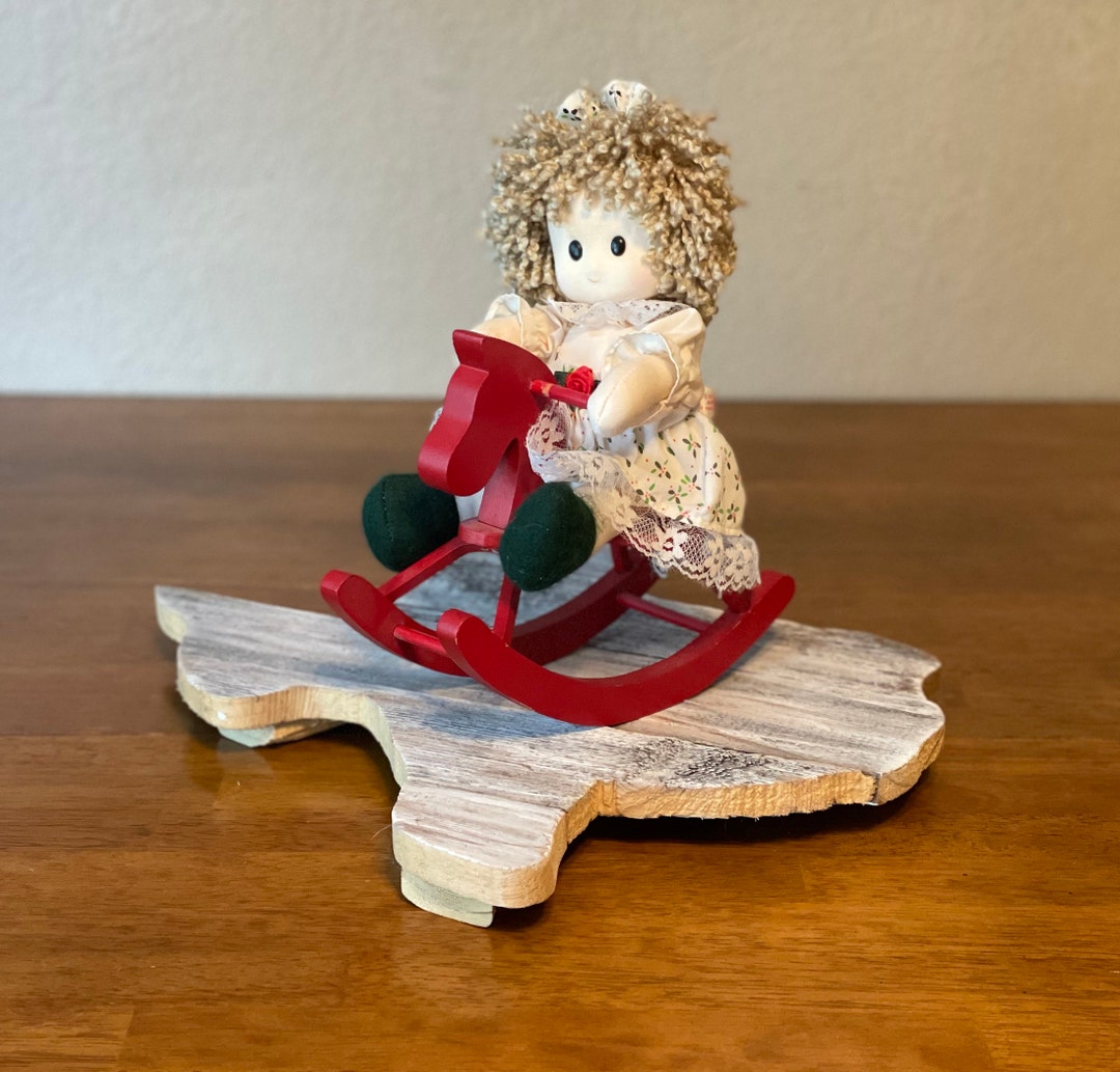 Berkeley Design Made in Taiwan Christmas Cuddle Kidztm Musical Windup ...